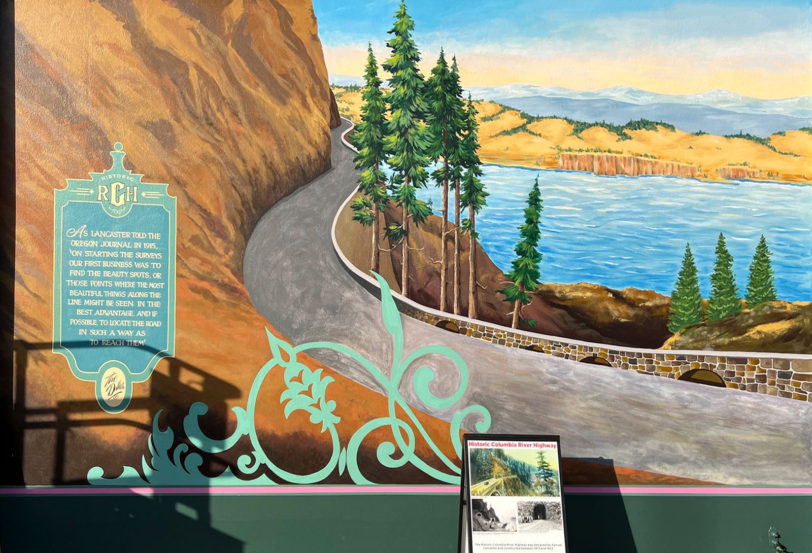 Walldogging Galore at the MuralFest In The Dalles, Oregon